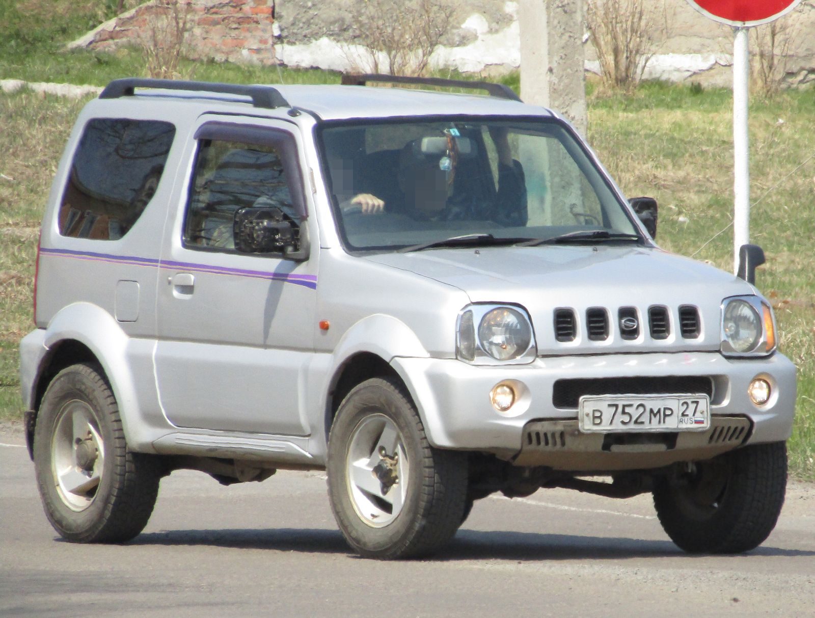 "в 752 мр 27" photos Suzuki Jimny Sierra. Russia