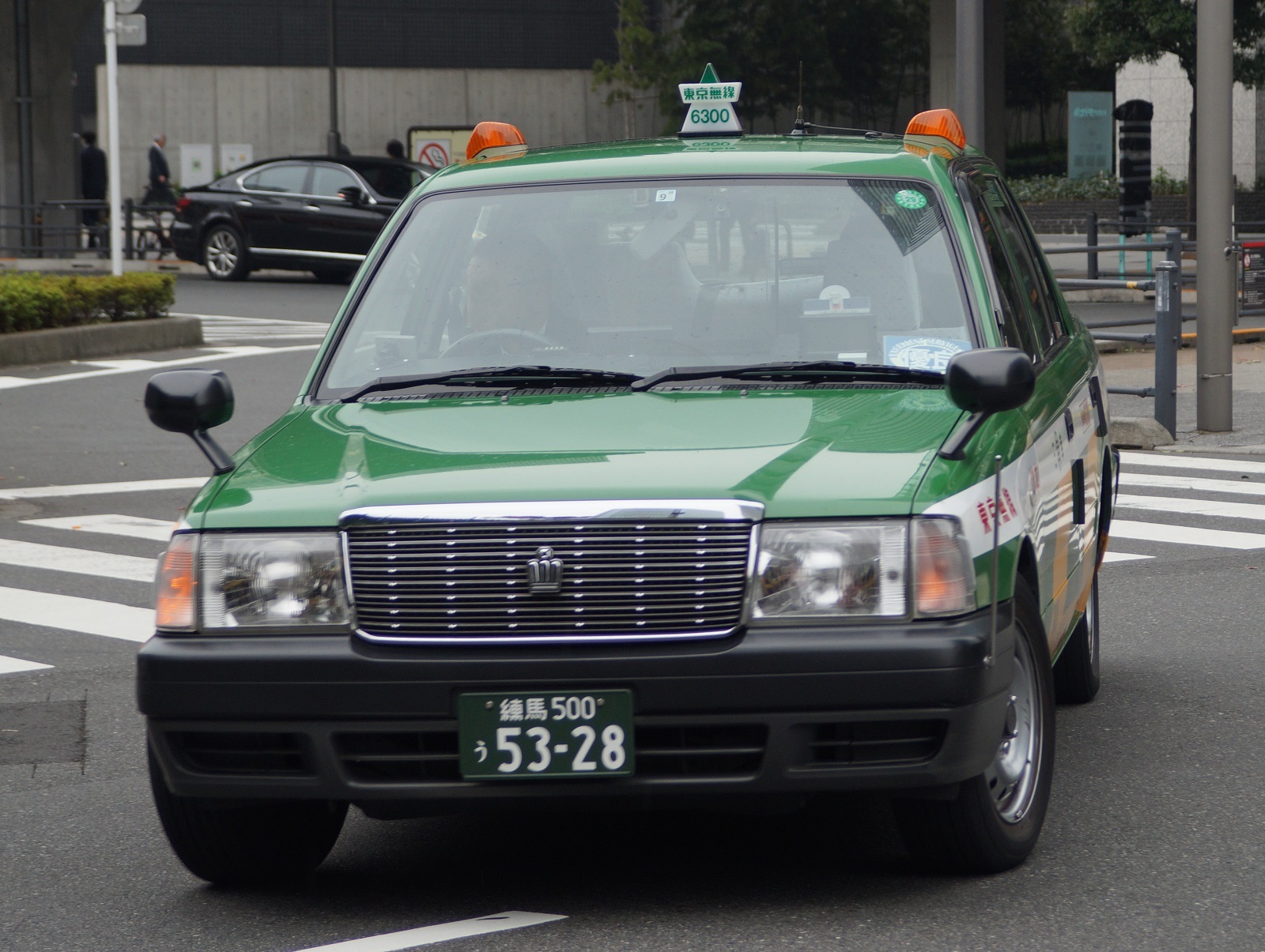"練馬 500 う 5328" photos Toyota Crown. Japan