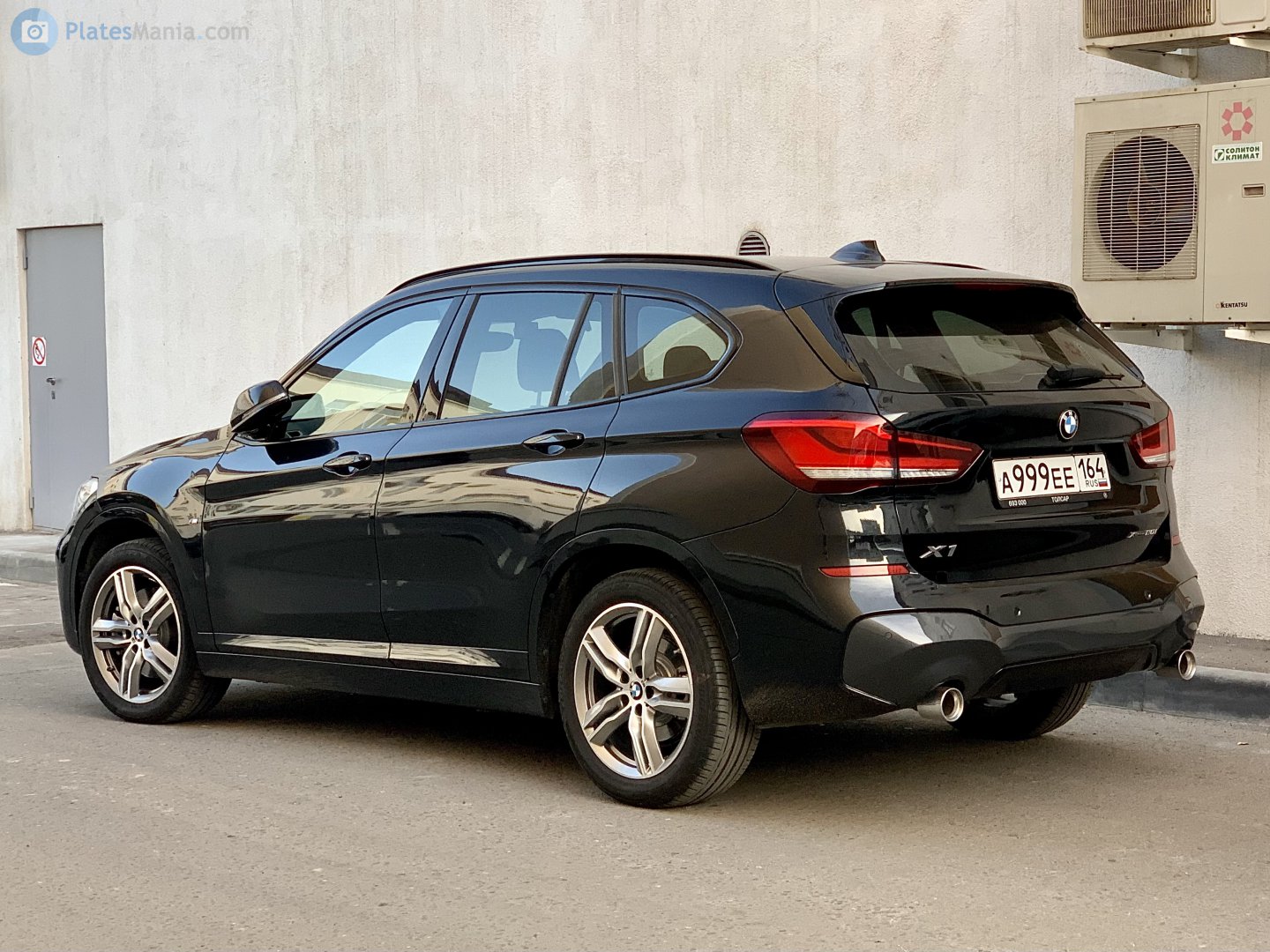 "а 999 ее 164" photos BMW X1. Russia