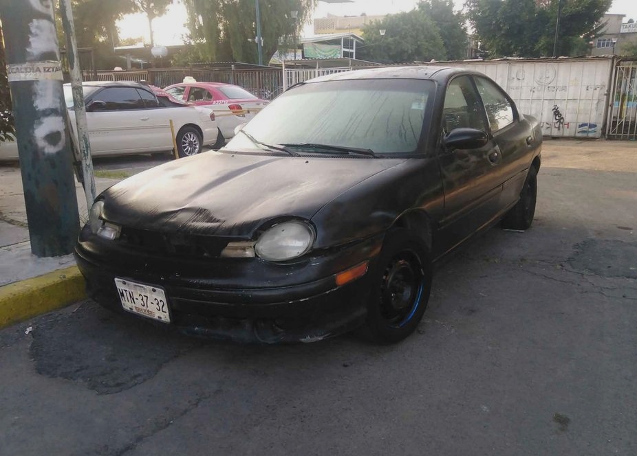 "MTN-37-32" photos Dodge Neon. Mexico