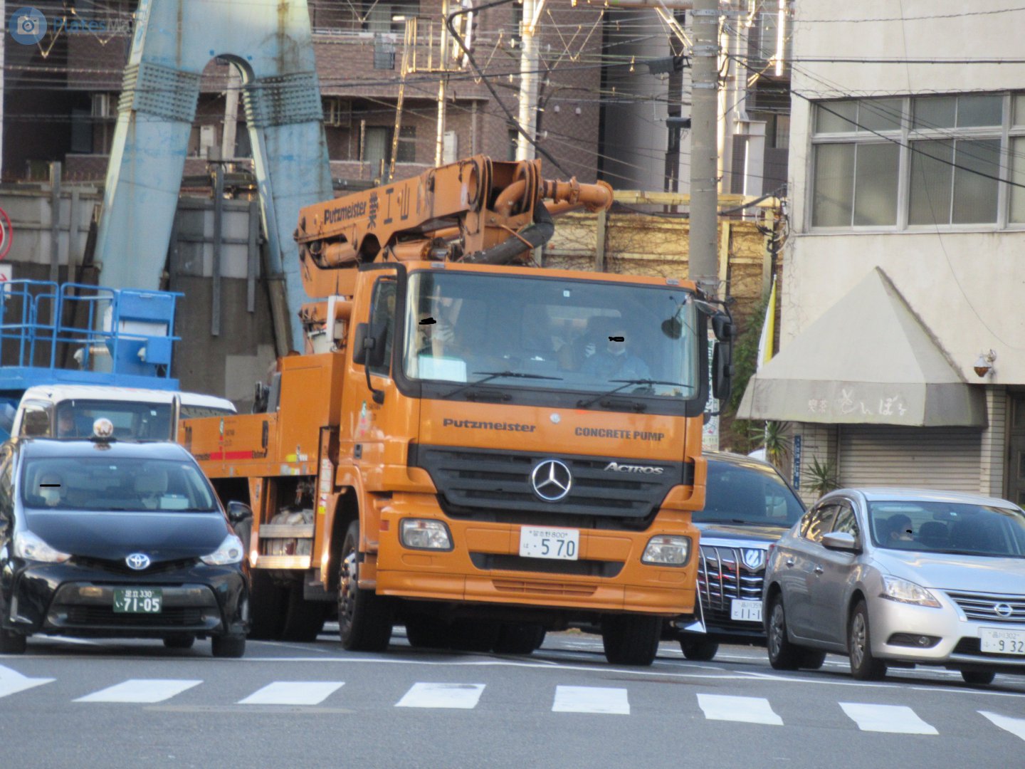 "習志野 800 は 570" photos Mercedes-Benz Actros. Japan