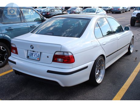 1DM 454, BMW 5 Series (Rhode Island) License plate of the USA