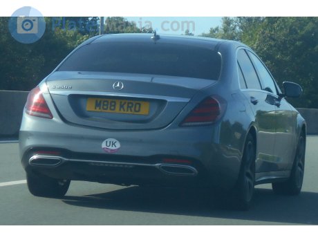 M88 KRO, Mercedes-Benz S-Klasse (Luton) License plate of the United Kingdom