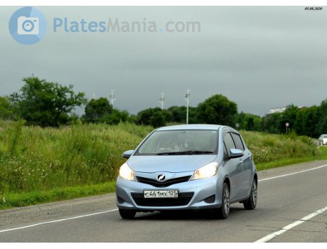 с461мх125, Toyota Vitz (Maritime (Primorye) Krai) License plate Russia