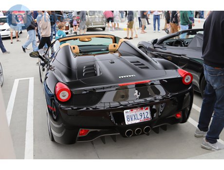 8VXL912, Ferrari 458 (California) License plate of the USA