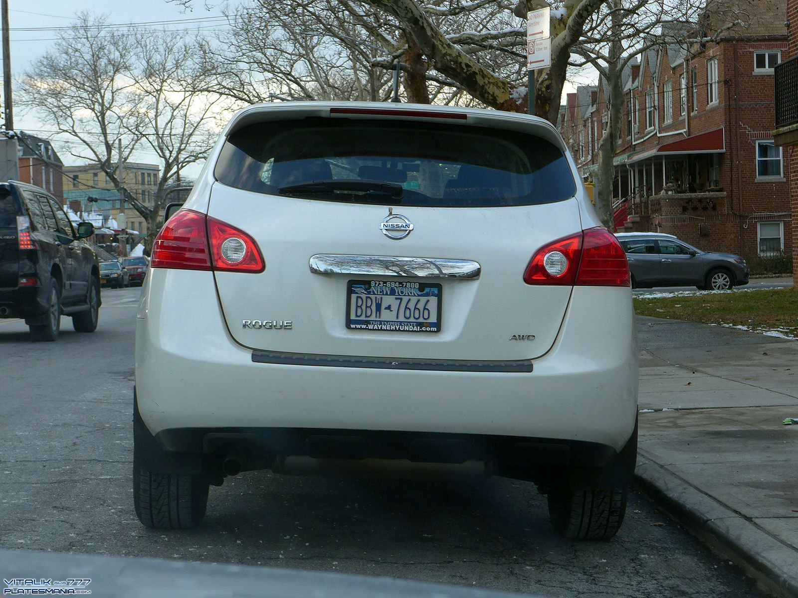 "BBW-7666" photos Nissan Rogue. USA