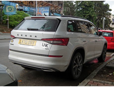 LS70 OGV, Skoda Kodiaq (Borehamwood (Stanmore)) License plate of the ...