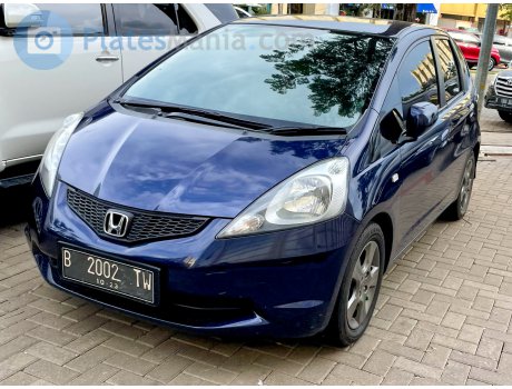 B 2002 TW, Honda Jazz (Jakarta, Banten (Tangerang), West Java (Bekasi ...
