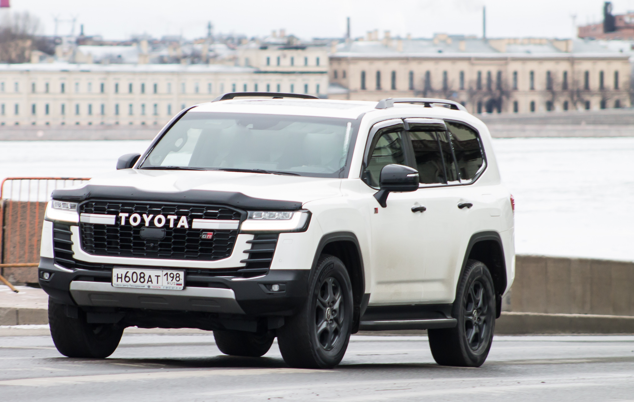 "н 608 ат 198" photos Toyota Land Cruiser. Russia