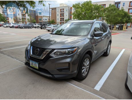 JBX 493, Nissan Rogue (Iowa) License plate of the USA