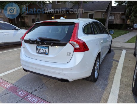 NWH-491, Volvo V60 (Minnesota) License plate of the USA