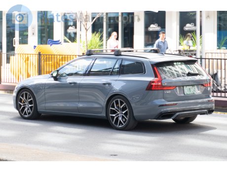 KES 845, Volvo V60 (Vermont) License plate of the USA