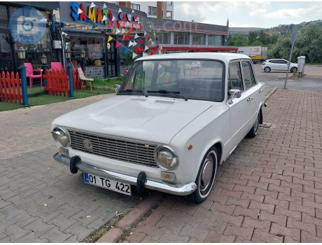 01 TG 422, Tofaş Murat 124 (Serçe) (Adana) License plate of Turkey