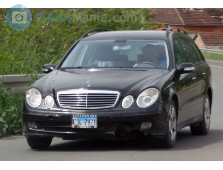 F34 7971, Mercedes-Benz E-Klasse (Illinois) License plate of the USA
