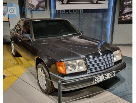 38 DS 088, Mercedes-Benz E-Klasse (Kayseri) License plate of Turkey