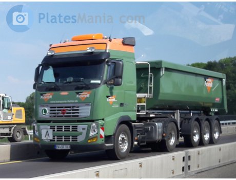 RW SF 313, Volvo FH (Rottweil District) German license plate