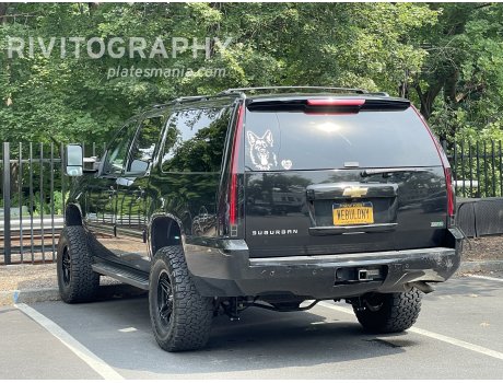 WEBULDNY, Chevrolet Suburban (New York) License plate of the USA
