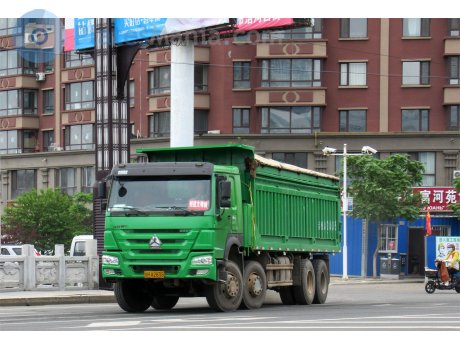 吉H·A2835, CNHTC Howo ZZ-series (Yanbian Korean Autonomous Prefecture ...
