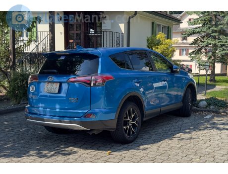 SZ 34810, Toyota RAV4 (Schwyz) License plate of Switzerland