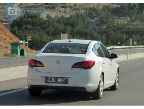 58 HB 550, Opel Astra (Sivas) License plate of Turkey