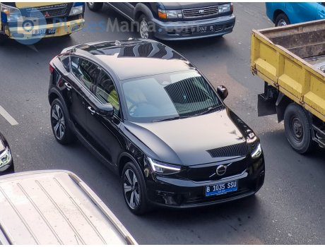 B 1035 SSU, Volvo C40 / EC40 (Jakarta, Banten (Tangerang), West Java ...