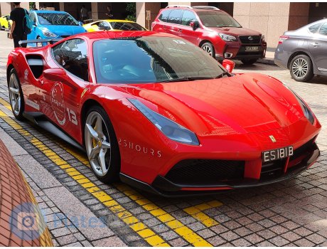 ES 181 B, Ferrari 488 , License plate of Singapore