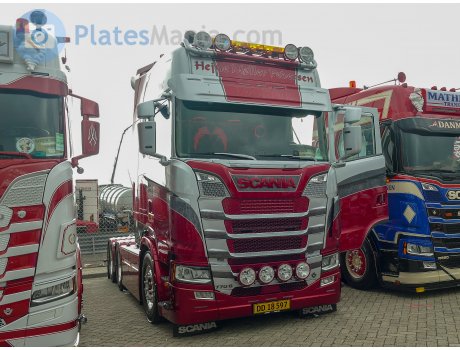 DD 18597, Scania S-series , License plate of Denmark