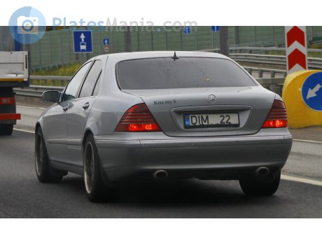 DIM 22, Mercedes-Benz S-Klasse , License plate of Moldova