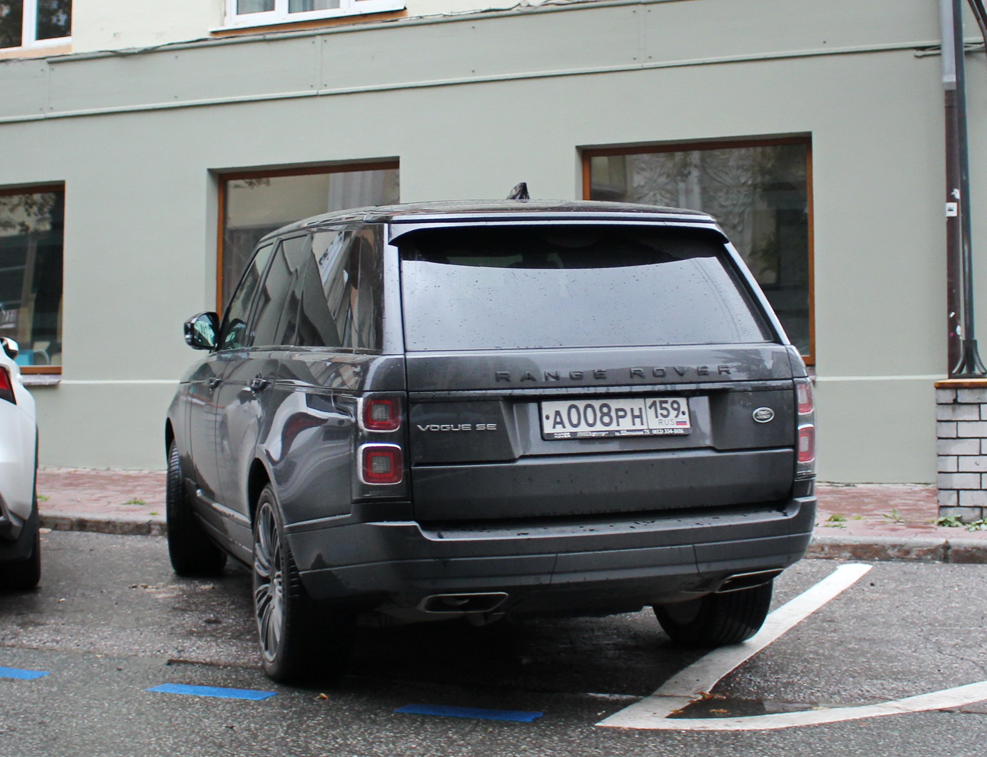 "а 008 рн 159" photos Land Rover Range Rover. Russia