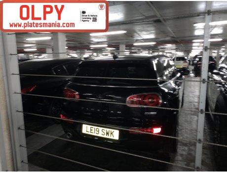 LE19 SWK, MINI Clubman (Wimbledon) License plate of the United Kingdom