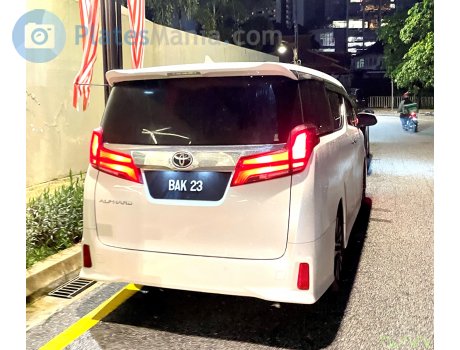 BAK 23, Toyota Alphard (Selangor State) License plate of Malaysia