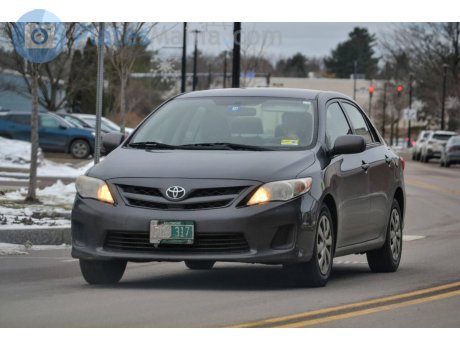FNK 317, Toyota Corolla (Vermont) License plate of the USA