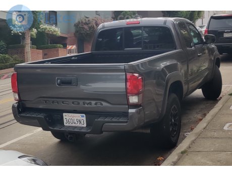 36049N3, Toyota Tacoma (California) License plate of the USA
