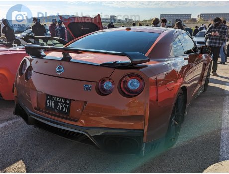 GTR 2FST, Nissan GT-R (Texas) License plate of the USA