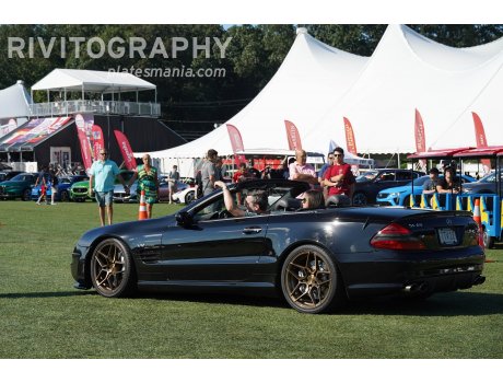 TT V12, Mercedes-Benz SL-Klasse (Massachusetts) License plate of the USA