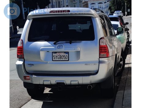 5YGB050, Toyota 4Runner (California) License plate of the USA