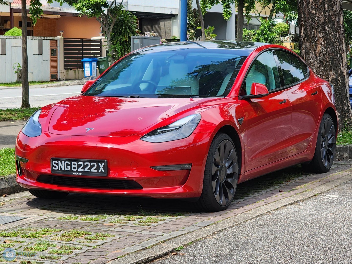 "SNG 8222 X" photos Tesla Model 3. Singapore