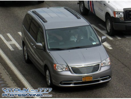 FEG-1375, Chrysler Town&Country (New York) License plate of the USA