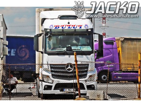 34 MAZ 26, Mercedes-Benz Actros (İstanbul) License plate of Turkey