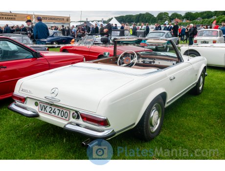 VK 24700, Mercedes-Benz SL-Klasse , License plate of Denmark