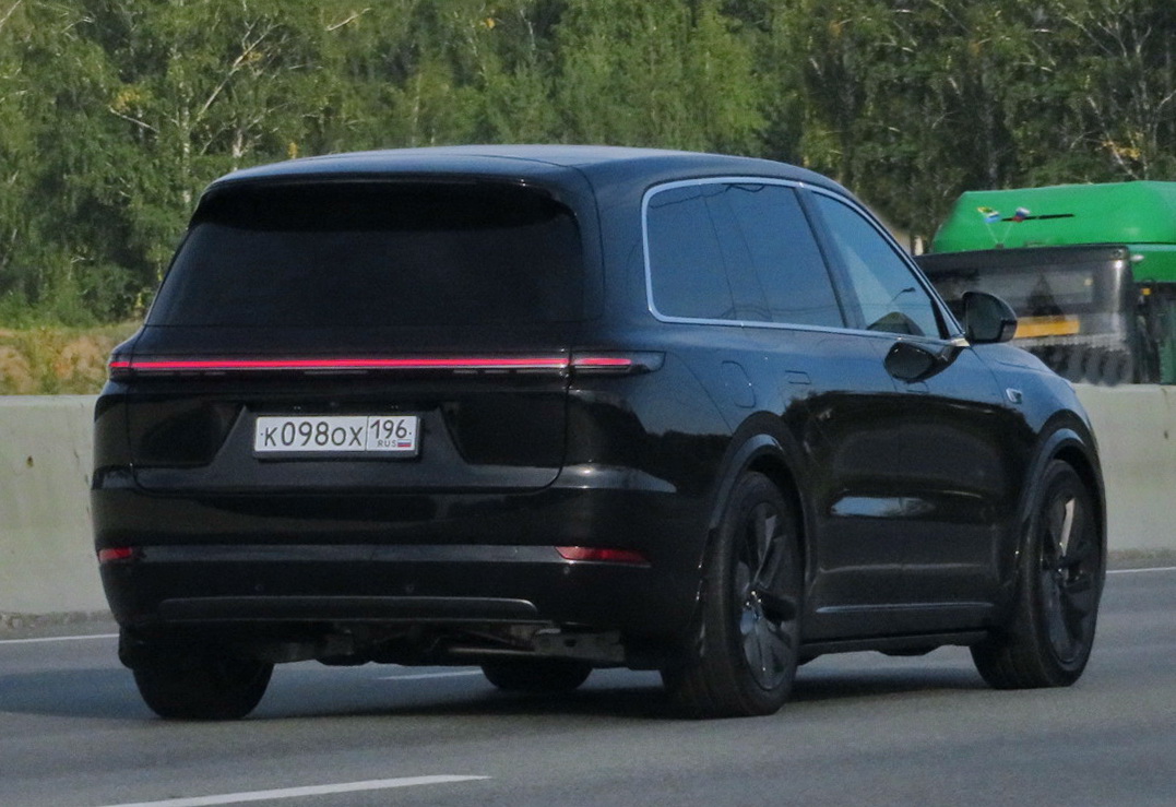 "к 098 ох 196" photos Li Xiang L9. Russia