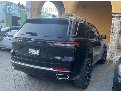 USU-227-L, Jeep Grand Cherokee (Quintana Roo) License plate of Mexico