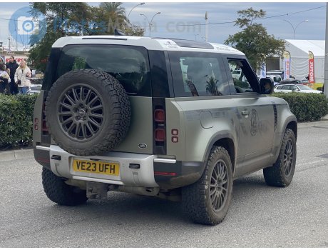 VE23 UFH, Land Rover Defender (Worcester) License plate of the United ...