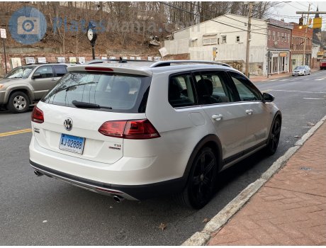 AJ-02888, Volkswagen Golf (Connecticut) License plate of the USA
