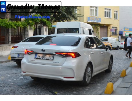 34 GUD 301, Toyota Corolla (İstanbul) License plate of Turkey