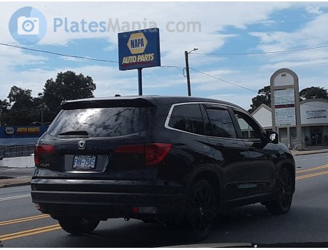 FMV-7945, Honda Pilot (North Carolina) License plate of the USA
