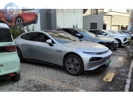 鲁B·DM8033, XPeng P7 (Qingdao City) License plate of China