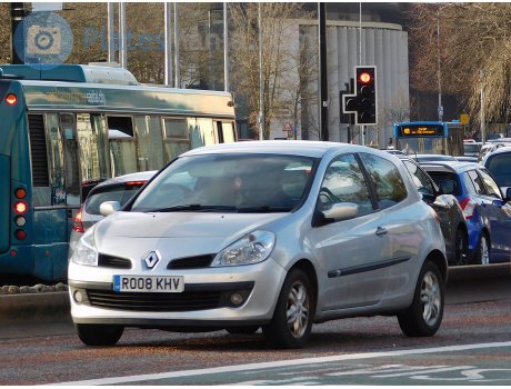 RO08 KHV, Renault Clio (Reading) License plate of the United Kingdom