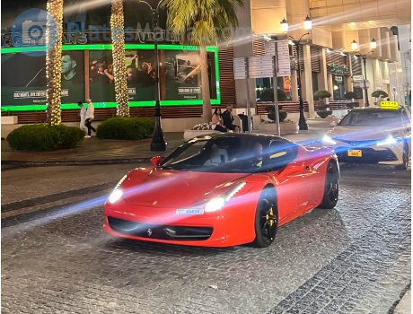 Q 45858, Ferrari 458 (Dubai) License plate of the UAE