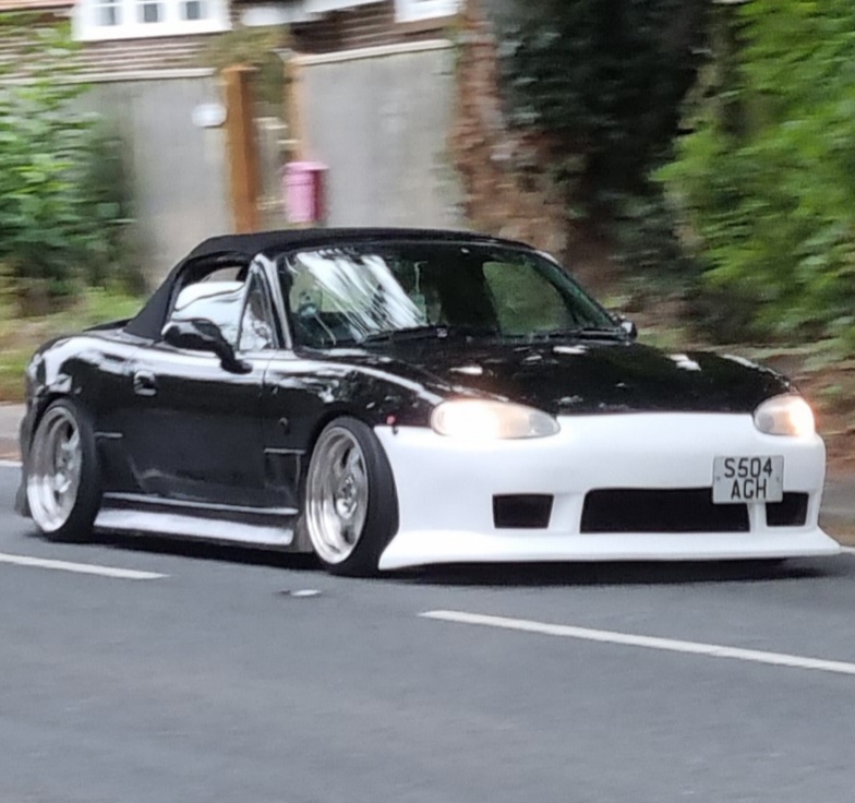 "S504AGH" photos Mazda MX-5/Miata. United Kingdom